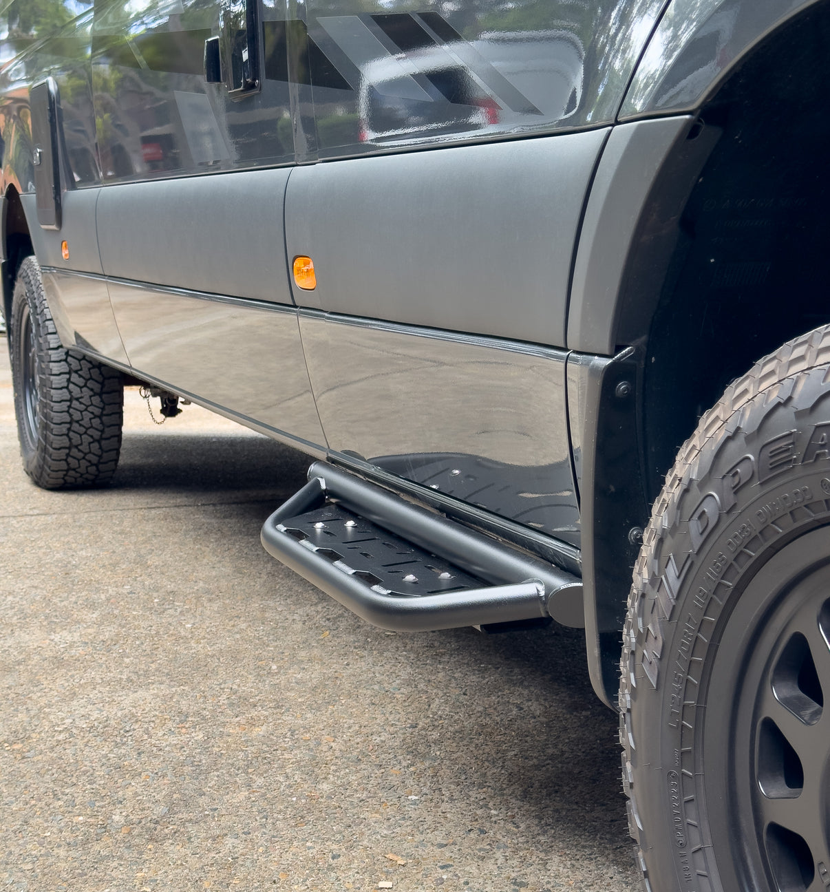 Upgrade Your Mercedes Sprinter Van with the aluminium Side Steps – Weldbeat